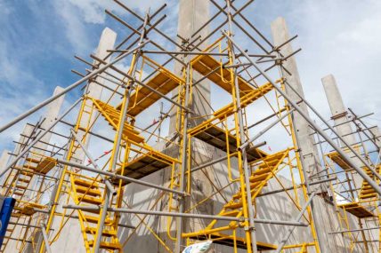 Cara Pemasangan Scaffolding Sesuai Standar dan Terbukti Aman | Teknoscaff