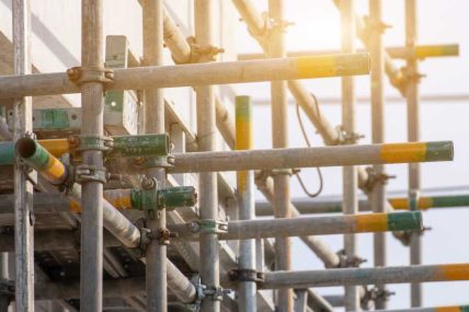 Cara Pemasangan Scaffolding Sesuai Standar dan Terbukti Aman | Teknoscaff