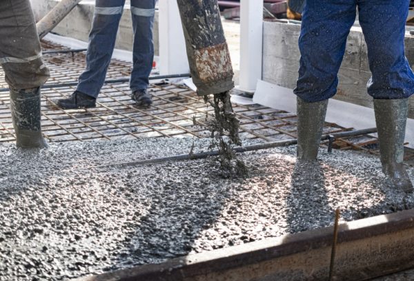 Teknik Cor Plat Beton: Pengertian, Jenis, Fungsi, Kelebihan, Kekurangan ...