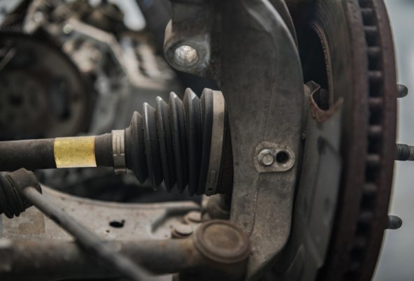 Perbedaan Tie Rod Mobil dan Tie Rod Bekisting