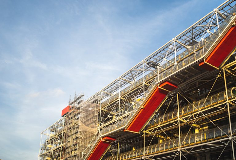 Jenis-Jenis Tangga Scaffolding Steger dan Cara Penggunaannya | Teknoscaff